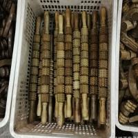 China 5/6/8 Rollers Wooden Sculpture Massage Tools Body Anti Celulite Wooden Massage Roller for sale
