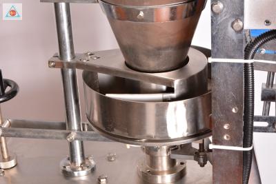 China hot sale Easy Operation Automatic white sugar packaging machine TCLB- C60KZ for sale