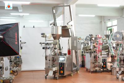 China Vertical Automatic MultiheadFilling Beans Corns Grains Rice Coffee Foods Snacks Packing Machine for sale