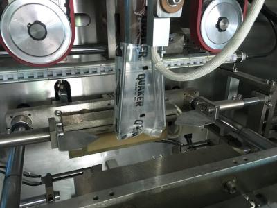 China Spice powder packing machine Automatic 50g 500g 1kg 5kg vertical flour powder packing machine for sale