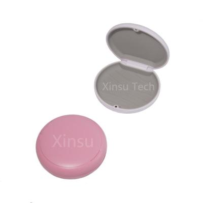 China Small Durable Aligner Case With Mirror ABS Food Grade Silicone Material for sale