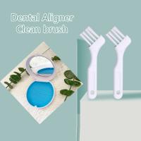 China Black Color Customized Denture Cleaning Brush For Aligner Cleaning for sale