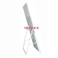 China WIFI Portable Digital Signage 10 Points Touch Screen Security Anti Theft for sale