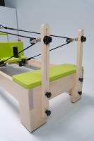 China U+PL001M Wooden Pilates Equipment Maple Pilates Reformer Adjustable with Aluminum Alloy Guide Rail for sale