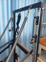 China Oak Pilates Reformer U+PL006EA with Vertical Tower Exercise System for sale