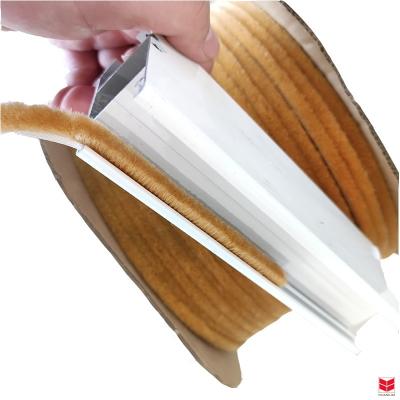 China Modern Lightweight Woven Brush Pile Weather Stripping For Sliding Doors for sale