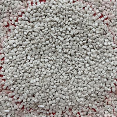 China PPS 40% Glass Fiber Reinforced Resin - 150-180 MPa Tensile Strength, 260°C Heat Resistance for sale