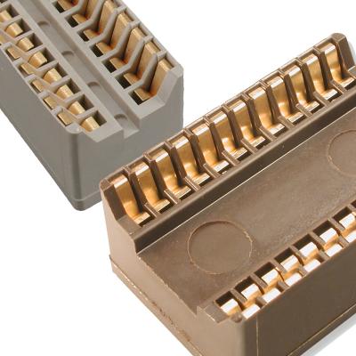 China Loranger Test Socket with 2.54mm Pitch and 14-64 I/O Configurations for DIP Package Testing for sale