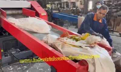 China PP Woven Bags Sacks Shredder Polypropylene Bags Grinder Large Capacity Electricity Saving for sale