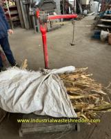 China Agricultural Waste Crusher Crop Straw Corn Stalks Grinder With Rotary Blades Cutter for sale