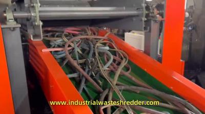 China Soft Cable Sheath Shredder Insulation Tube Crusher High Strength Alloy Tool Steel Large Capacity for sale