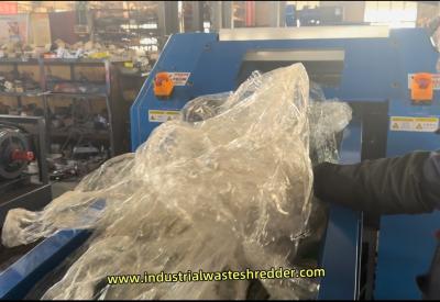 China Plastic Films Shredder Grinder OPPS BOPP FOILS Crusher With Rotary Blades Cutter Large Capacity for sale