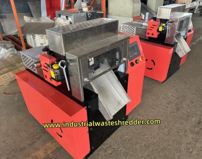 China CNC Guillotine Cutter Chopper For Fiber Yarns With Customized Discharge Size for sale