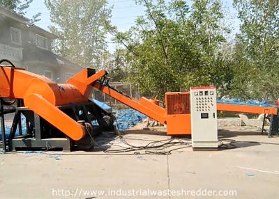 China Agricultural Films Dirty Ground Films Plastic Waste Shredder With Sand Soil Removal for sale