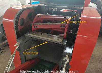 China Demoulding Waste Cutting Machine Non Woven Fabric Twisted Knife for sale