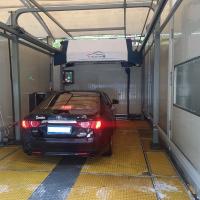 China Water Saving Touchless Car Washer Automatic Self Service For 2080mm Vehicle for sale