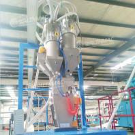 China Four Raw Material Gravimetric Blender CE Standard Mold Injection Feeding for sale
