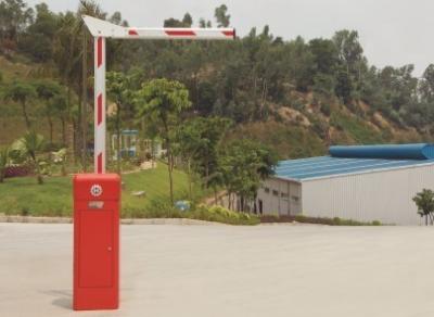 China Powder Coating Steel Automatic Boom Gates , Remote Control Driveway Barriers for sale