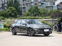 China Beijing Modern Elantra 2.0L Petrol Sedan Car 4 Doors 1800mm Width Independent Suspension for sale
