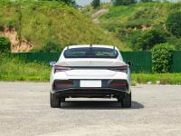 China Beijing Modern Elantra 4 Door Petrol Sedan Car 2.0L Automatic High Fuel Economy for sale
