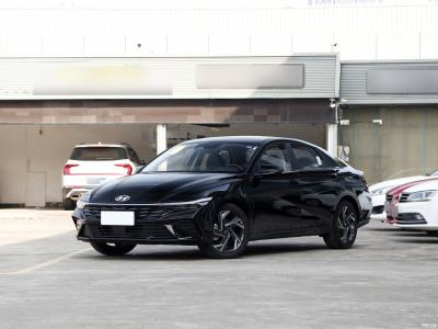 China Beijing Modern Elantra 2.0L Petrol Sedan Car Independent Suspension 4-Seater for sale