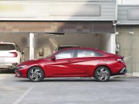 China Beijing Modern Elantra 2.0L Petrol Sedan Car 4 Doors Independent Suspension 100000km Warranty for sale