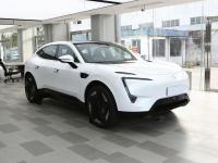 China Hybrid EV Car Front Wheel Drive 250 Miles Range 200 Kmh Top Speed for sale