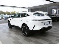 China Hybrid EV Car Front Wheel Drive 250 Miles Range 200 Kmh Top Speed for sale
