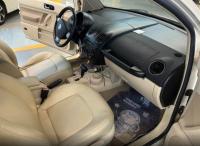 China 2010 Volkswagen Beetle Used Gas Car 2 Door 4 Seat 4129x1721x1498 mm for sale
