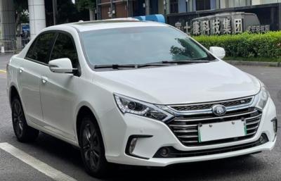 China 2017 BYD Qin DM 1.5T Premium Plug-in Hybrid Sedan 154HP L4 80km EV Range for sale