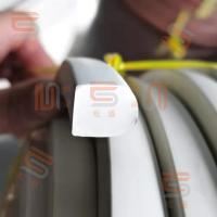 China High Temperature Resistance FKM Rubber Extrusion Products for sale
