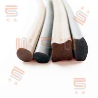 China Brown Soft Round 20mm FKM Rubber Extrusion Products for sale