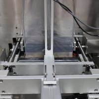 China Large Bag Automatic Liquid Packaging Machine 1kg 5kg for Cooking Oil Filling Packing for sale