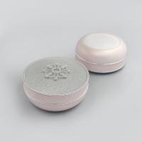 China Round Cosmetic Packaging Case for Travel with Light to Medium Coverage for sale