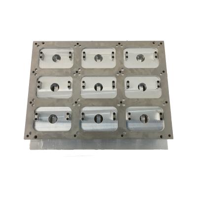 China Durable 9 Cavity Aluminum Mold CNC Polished 0.02-0.05mm Tolerance for Rectangular Food Grade Lid for sale