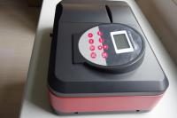 China Automatic Adjustment Wavelength Ultraviolet Visible Spectrophotometer Single Beam 200-1000nm for sale