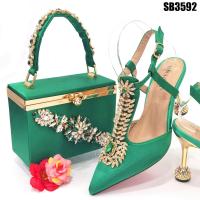 China 1.5kg Italian Leather Shoes and Matching Bags Set in Napoli with Multiple Color Choices for sale