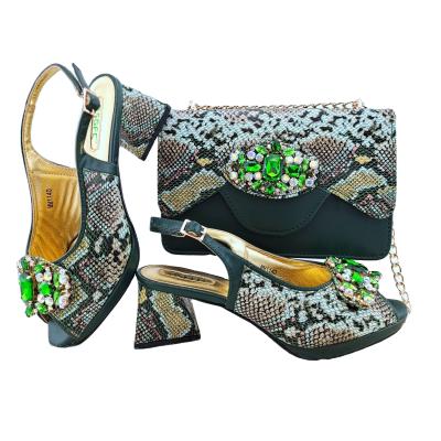 China Spring Clutch Set for Nigerian Party OEM Ladies Fashion Italian Shoes and Matching Bag for sale
