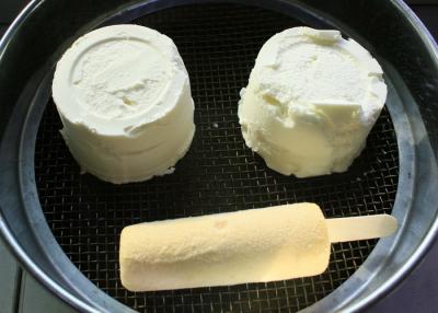 China Ice Cream Emulsifier PGE Powder 20kg Carton Frozen Dessert Stabilizer for sale