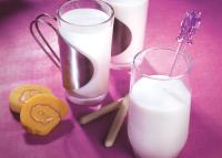 China VIVID GMS4062 Mono Diglycerides Emulsifier - 40% Monoglyceride Content, 55°C Melting Point for Ice Cream & Food Applications for sale