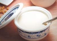 China Polyglycerol Esters of Fatty Acids PGE155 E475 Food Emulsifier for Ice Cream 53-58°C for sale
