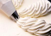 China Waxy Solid Food Grade Emulsifiers Mono- and Diglycerides DH-Z80 for Margarine, Baking and Dairy Applications for sale
