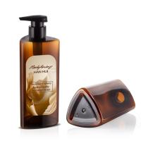 China Triangle 500ML Shampoo Dispenser Bottles Custom Mold Healthy Material for sale