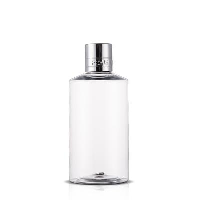 China 270ml Transparent Empty Plastic Bottles With Aluminum Screw Cap for lotion for sale