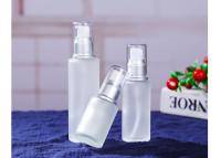 China 1 Ounce Glass Spray Cosmetic Pump Bottle With Silver Caps User Friendly for sale