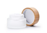 China 50g Bamboo Lid Cosmetic Jar , Glass Face Cream Jars Wear Resisting for sale
