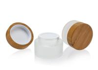 China Recyclable 30g-100g White Glass Cosmetic Jar With Bamboo Lid Round for sale