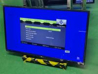 China Full HD LED Smart TV, Compact Size for Bedroom & Living Room for sale