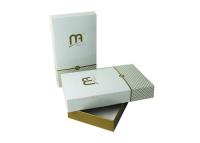 China Paper Gift Box customizable decorative gift boxes with lids made from materials suitable for Christmas holidays and birthdays for sale