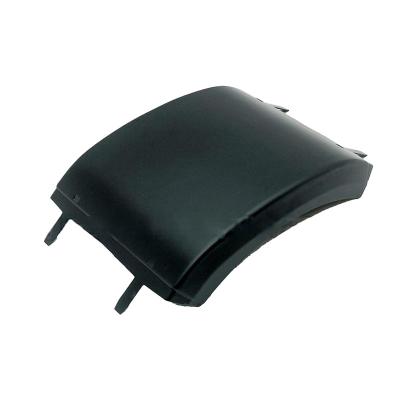 China 1328935 Rear Mudguard for DAF XF105 XF95 Trucks - High-Strength Plastic Construction with Standard Size for sale